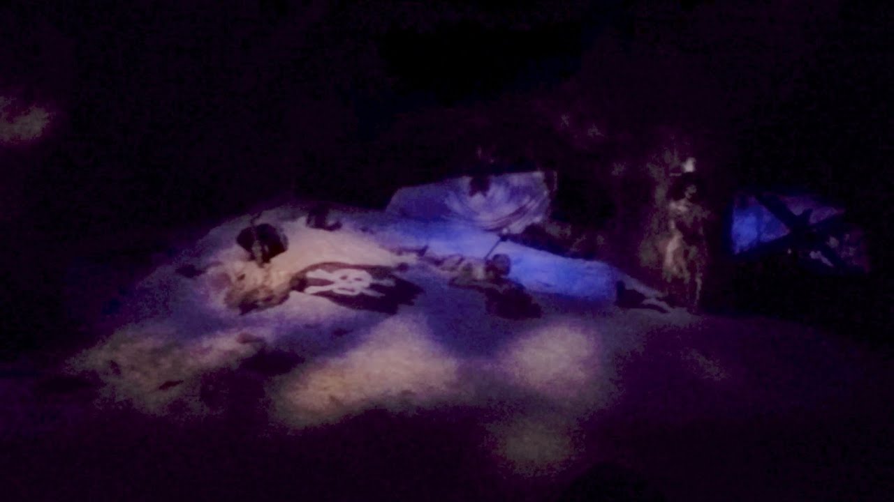 First Time In The Front Row On The Pirates Of The Caribbean Dark Ride ...