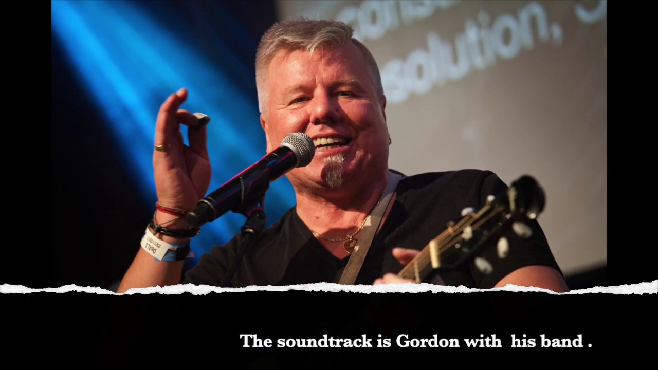 Gordon Mark Webber Singer- Guitarist- Band Stuck in the middle with you ...