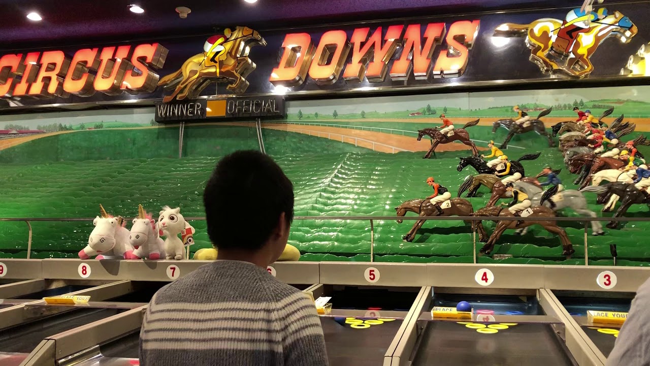Horse racing game at Circus Circus, Las Vegas - YouTube