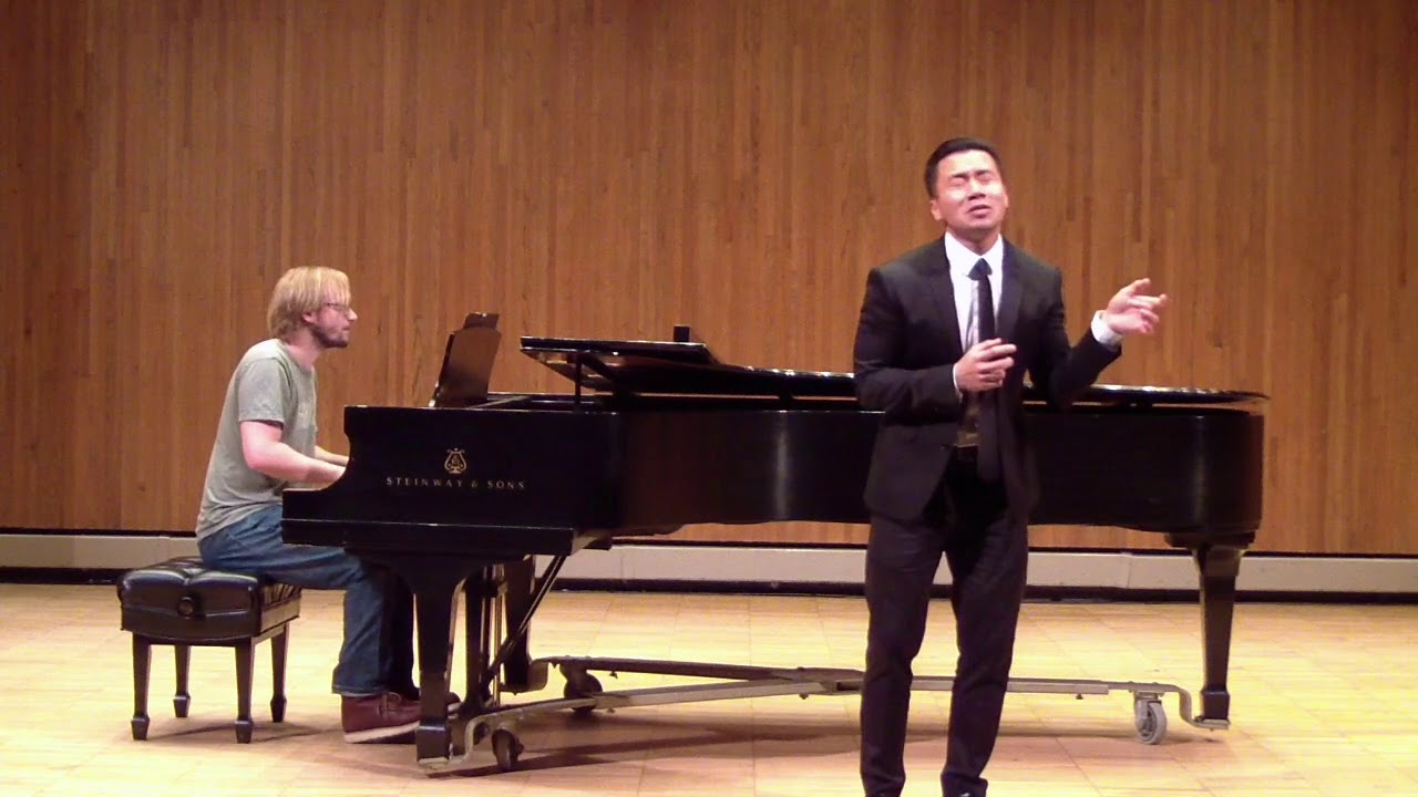 Beppe's Aria from I pagliacci by Ruggiero Leoncavallo - YouTube