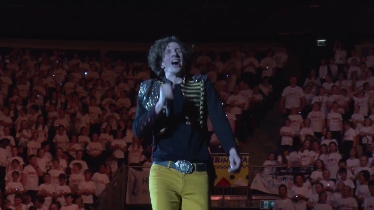 Hyper - Tom Billington - Young Voices 2016 O2 Arena - YouTube