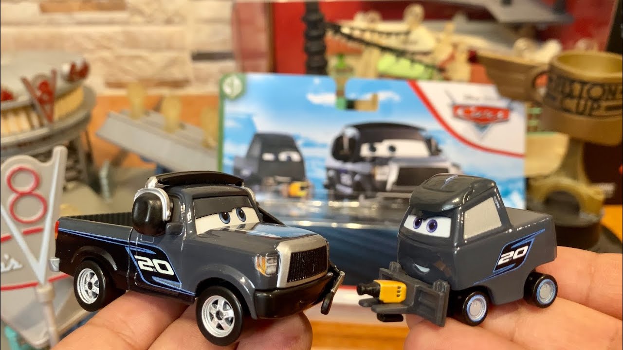 Cars Disney Laura Spinwell & Ray Reverham, Team IGNTR Liquid Adrenaline ...