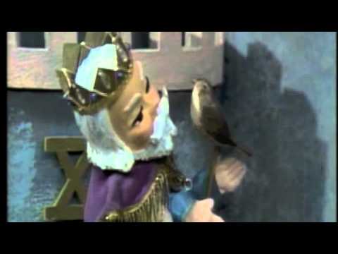 Troglodytes aedon - YouTube