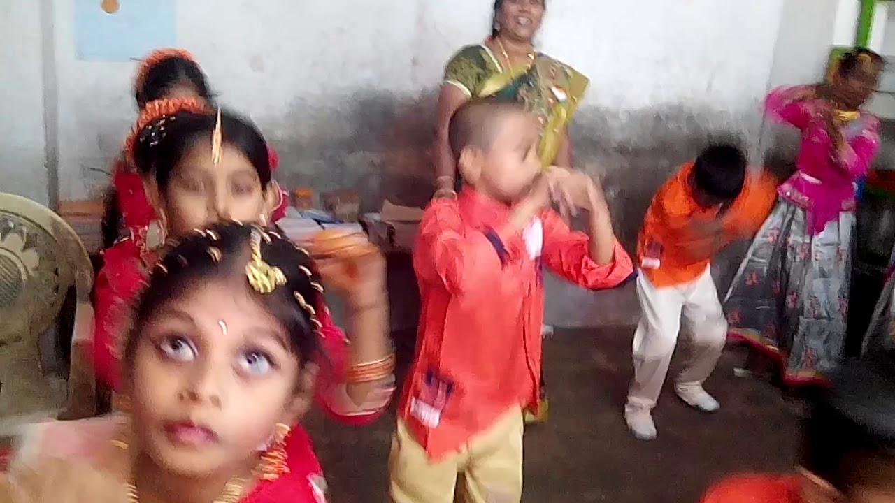 Yuvasri 3rd std annual dance - YouTube