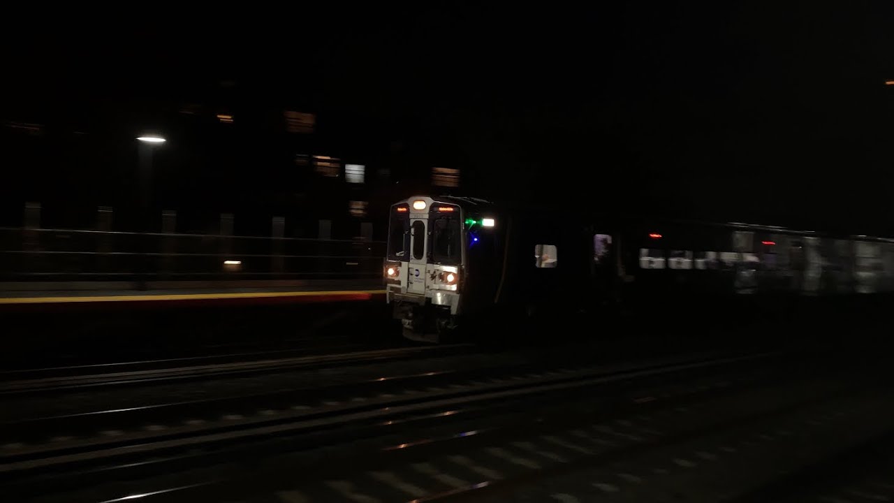 (4k60FPS) Short Nighttime rush hour footage of M9’s and DM/DE30AC’s at ...