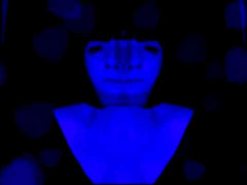 Yasemin Mori - Mutsuz Punk