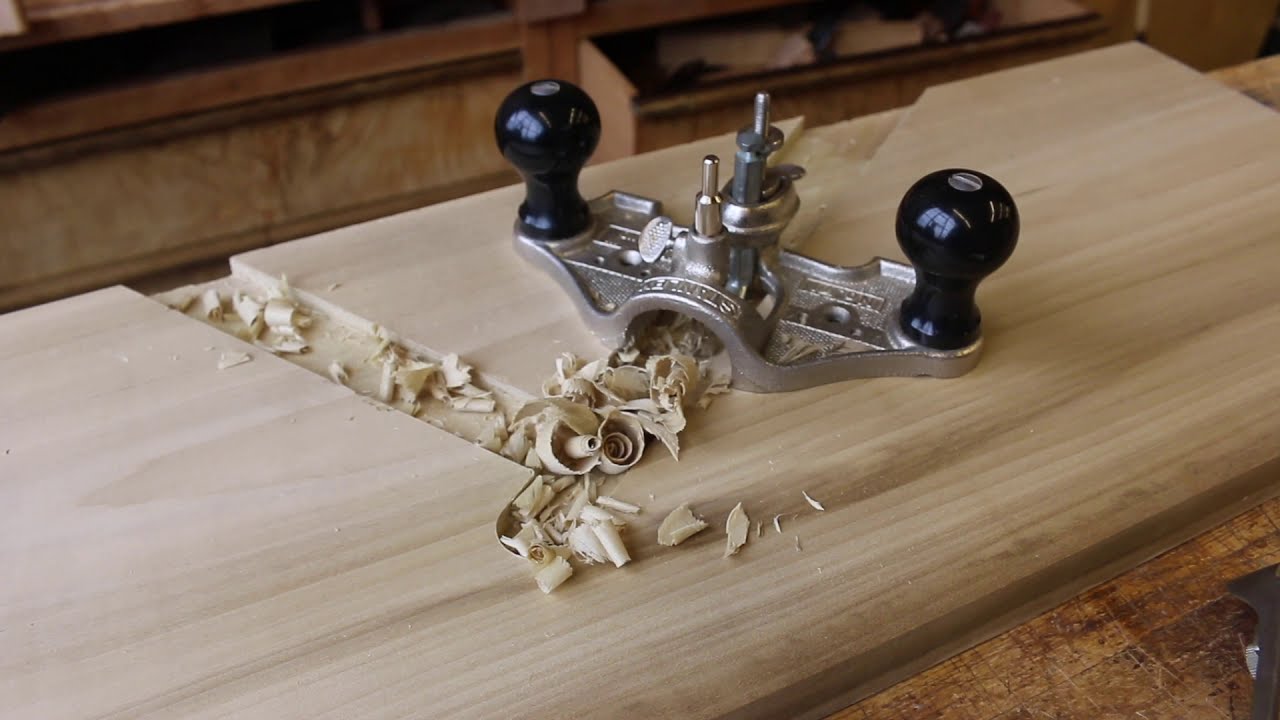 Using a Router Plane, part 1: handtool techniques for cutting a dado ...