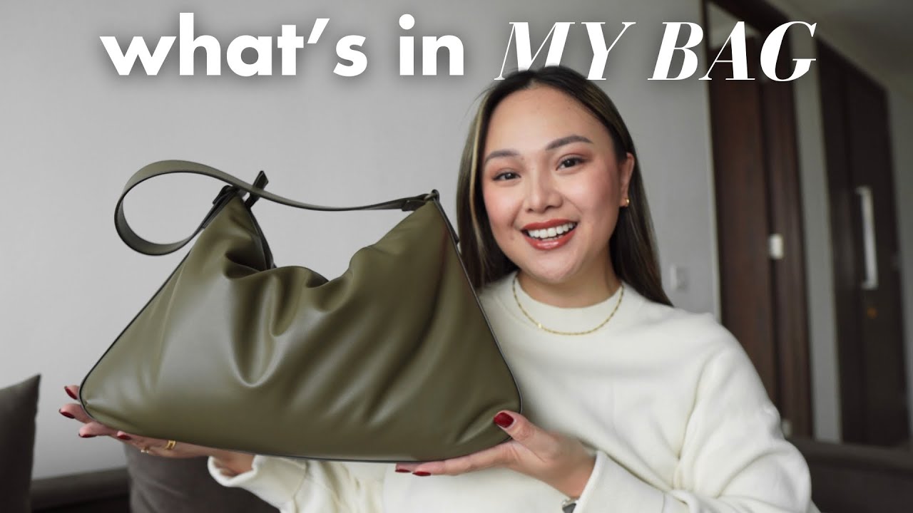 What's In My Bag | Uniqlo Leather Puffy bag - YouTube