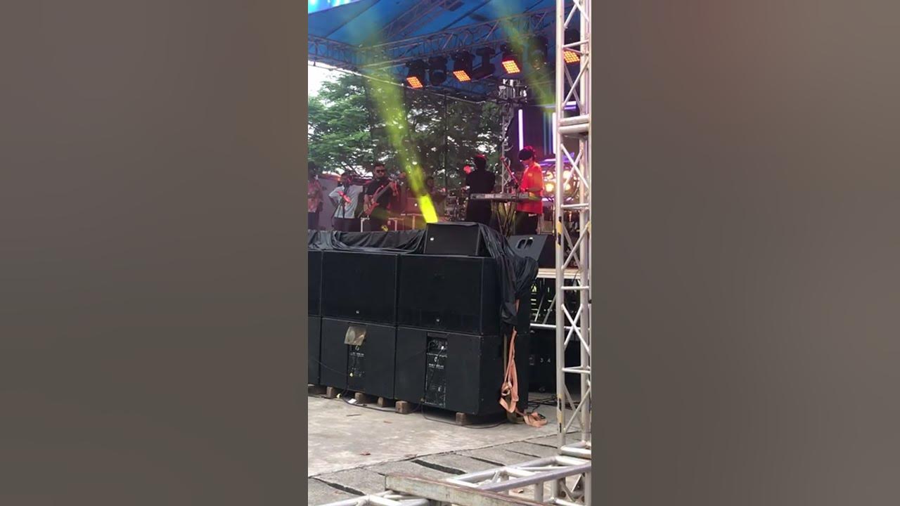 Wasthi live show - YouTube