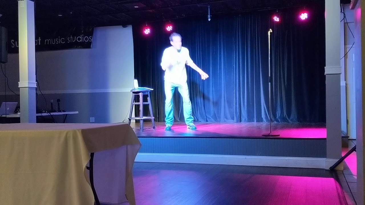 Corey Kinsella open mic at Sharky's October 1,2019 - YouTube