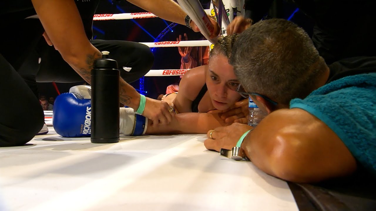 Wild Womens Ko Clara Pennequin Vs Coralie Robert Full Fight Youtube