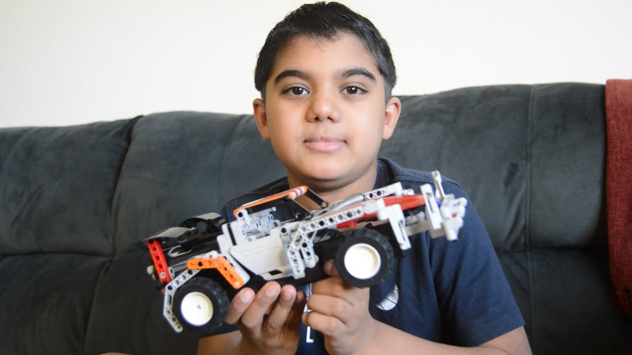 DIY 2-in-1 Mechanical Masters Car - YouTube