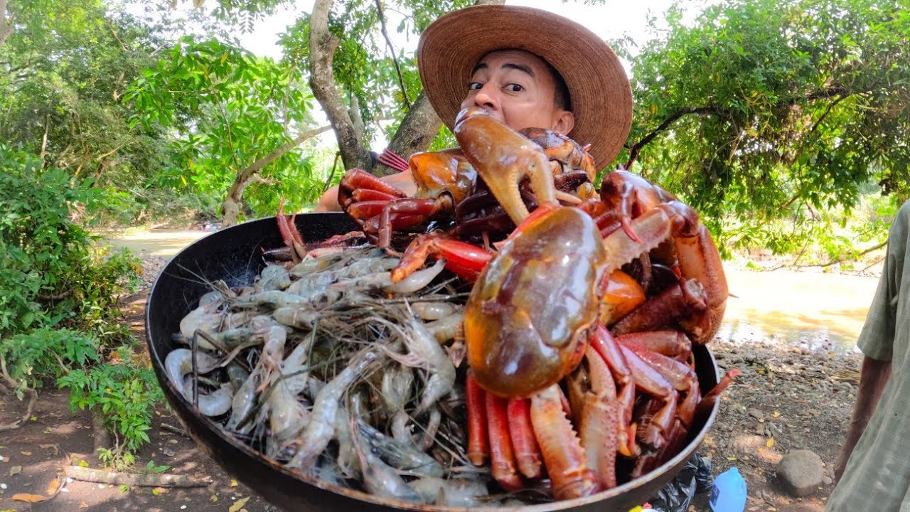 Riquísimos Punches Revueltos Con Chacalines Cocinados Frente Al Río ...