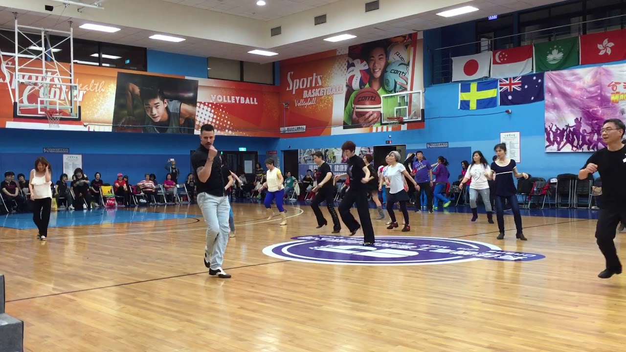 Turn Me Loose Line Dance by Simon Ward - YouTube