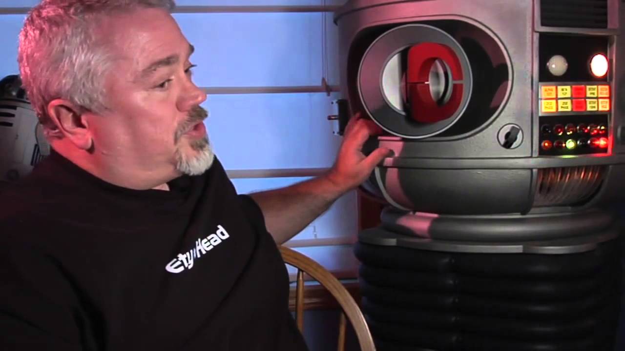 Jim Collins' Lost in Space Robot - YouTube