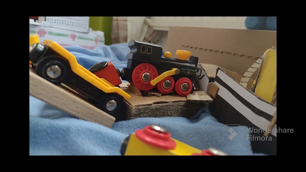 Tugs High Tide Top Hat Saves The Goods Engine - YouTube