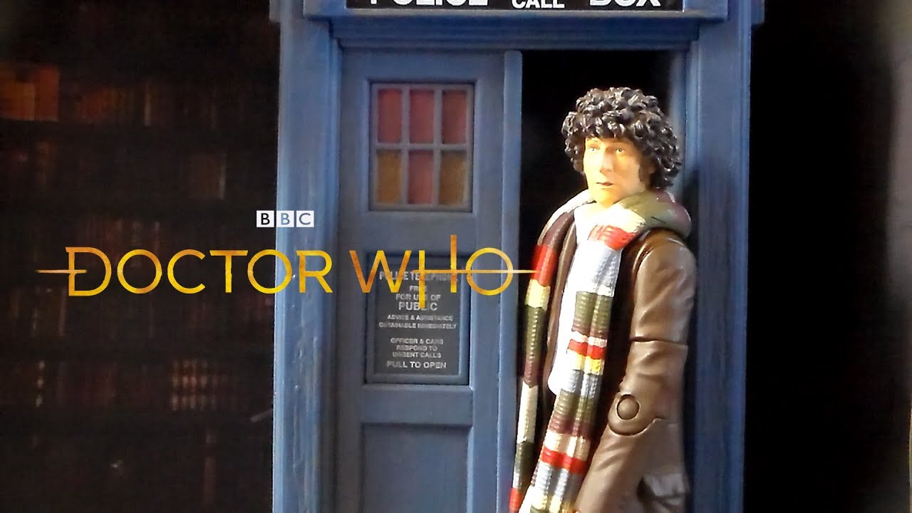 Doctor Who Action Figure Review: Fourth Doctor and TARDIS | B&M ...