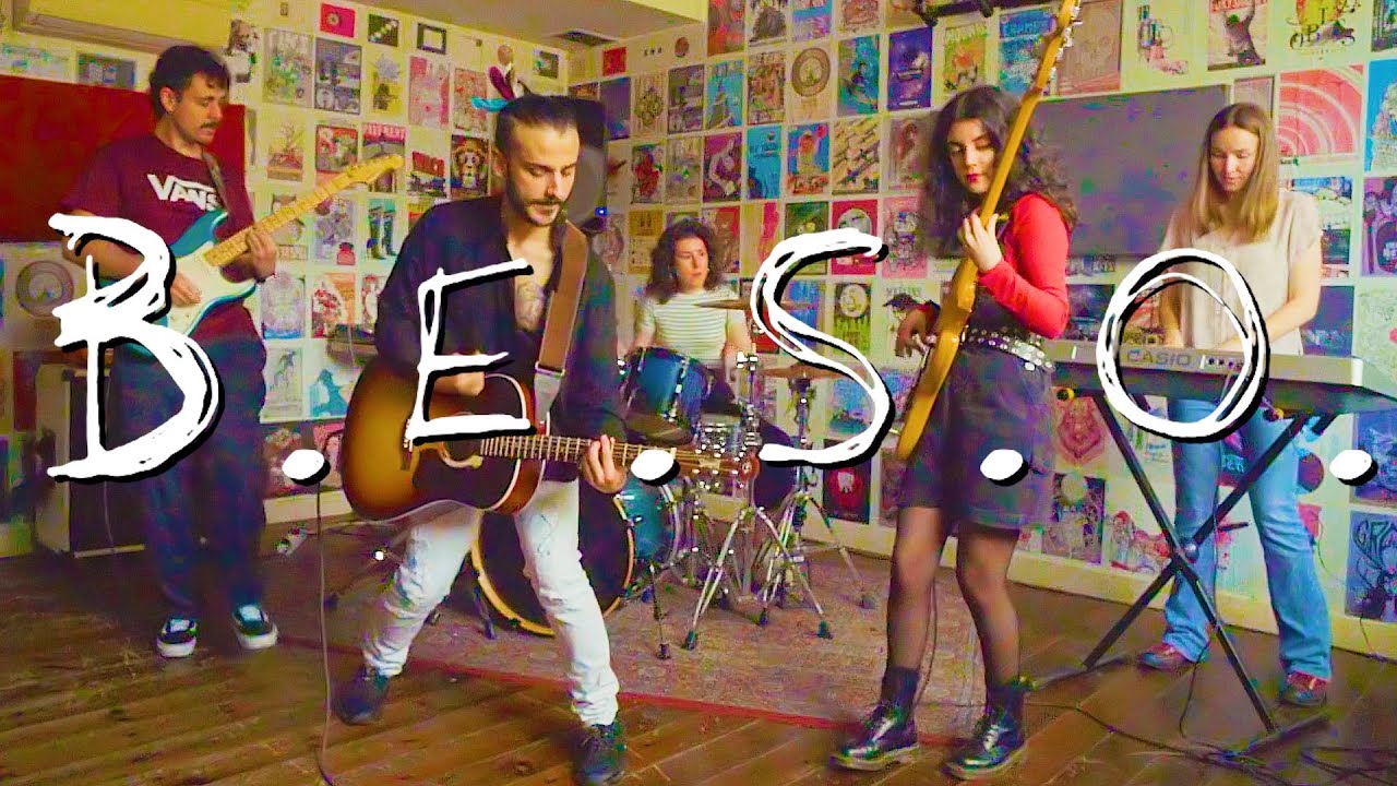B.E.S.O. - B.E.S.O. (Videoclip Oficial) - YouTube