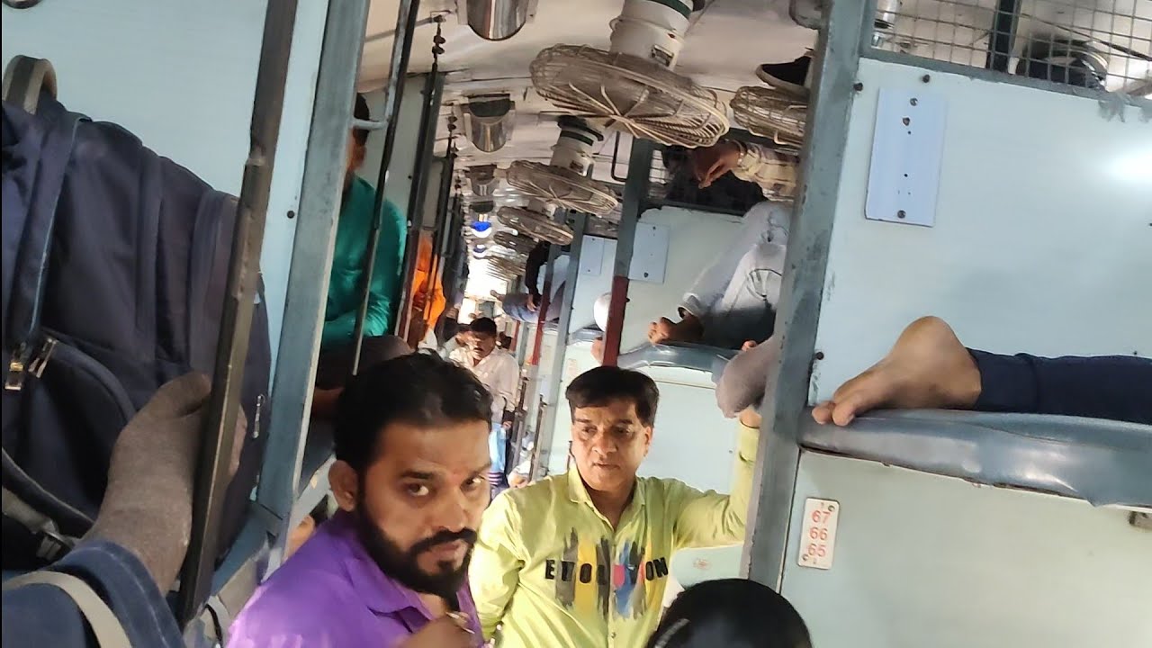 Koyna Express -11029 || MUMBAI To Kolhapur || Indian Railways || Train ...