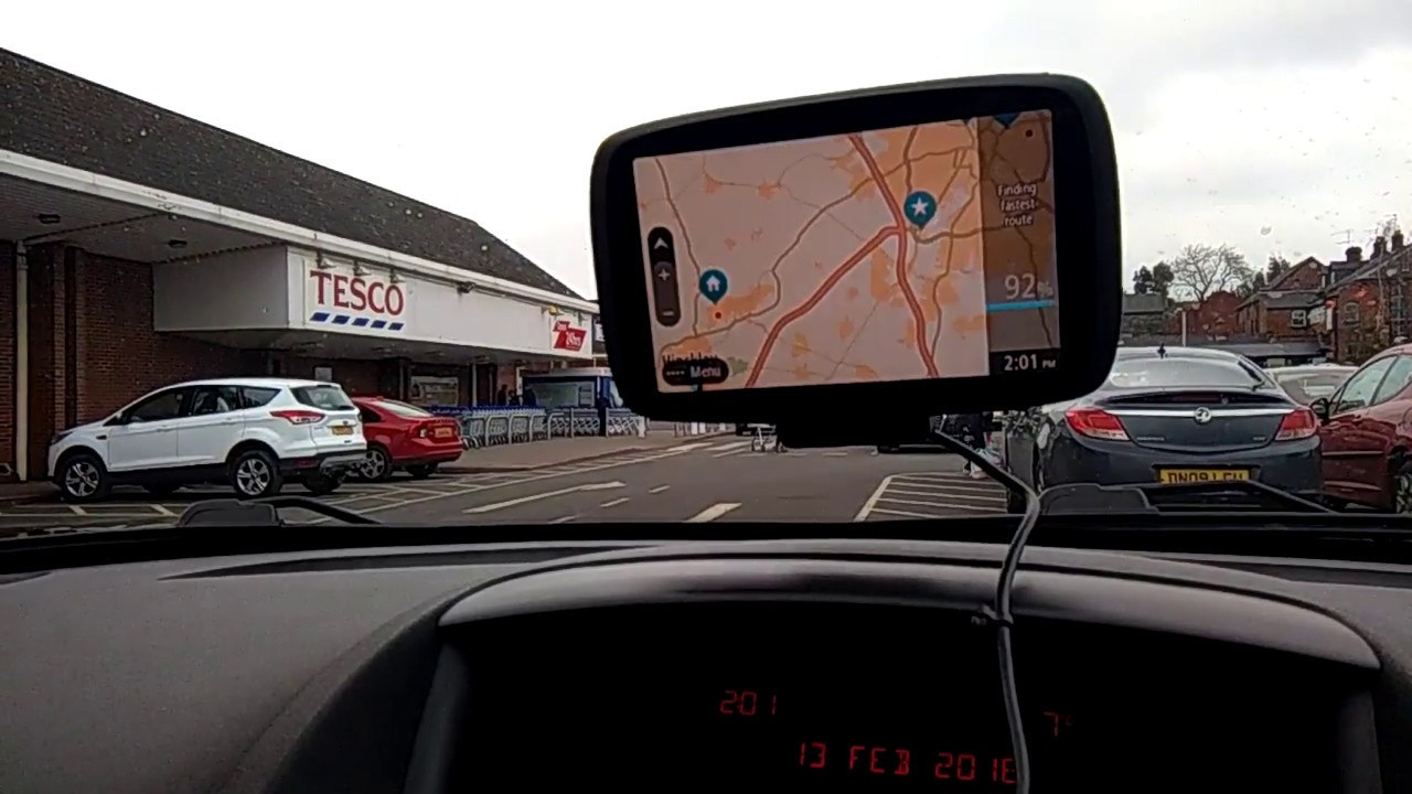 TOMTOM 6100 VOICE ACTIVE - YouTube