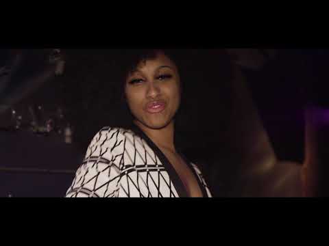 Night Out At Village 8 With LaloveTheBoss x Buck Bundles x Thada Doe