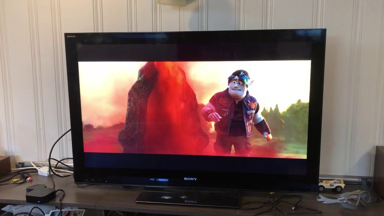 Onward (2020) The Curse Of The Phoenix Gem/Final Battle - YouTube