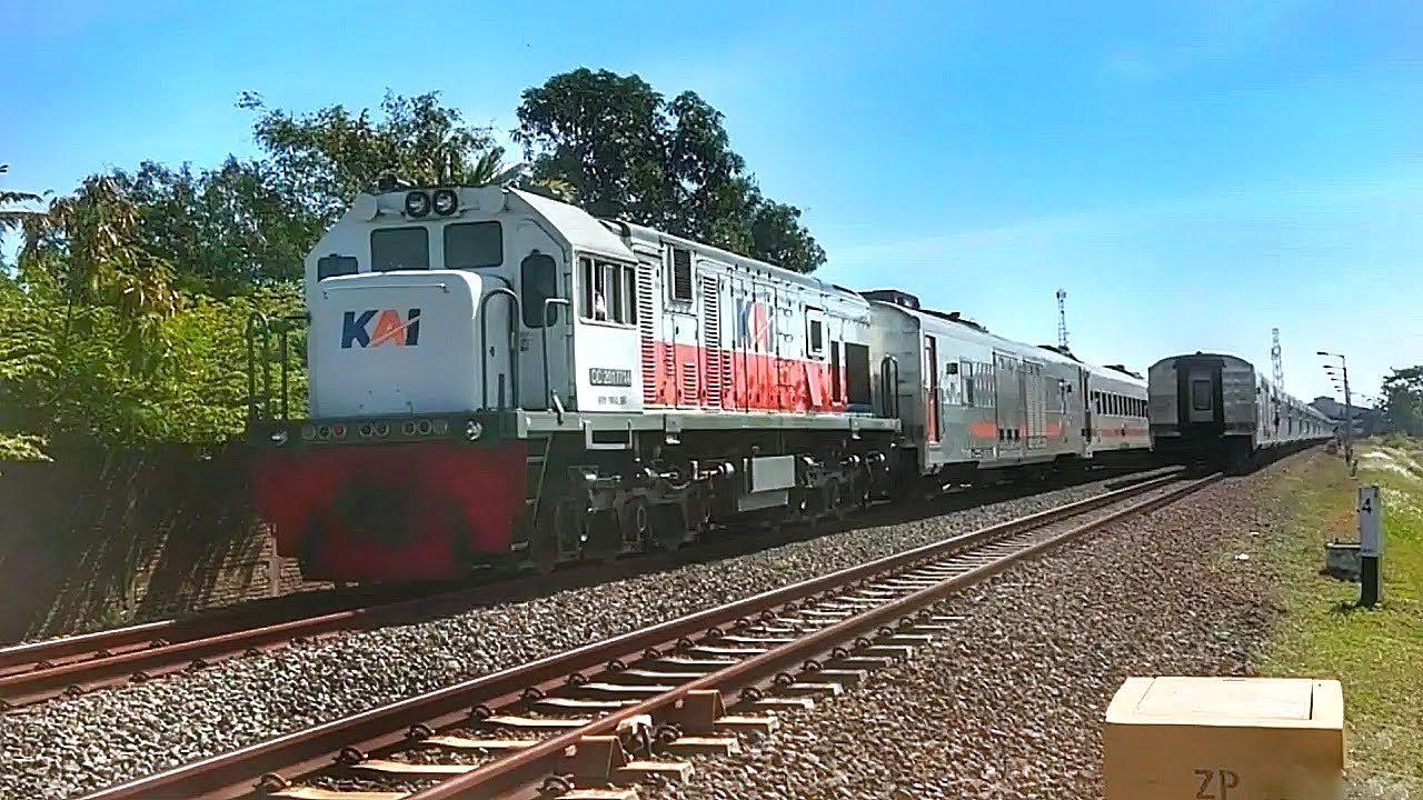 Landscape TRAIN locomotive - cc201 KAI (TRAIN RECORDING VIDEO) - YouTube