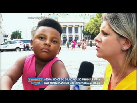 Garotinho sambista de 3 anos se emociona ao conhecer o grupo Molejo