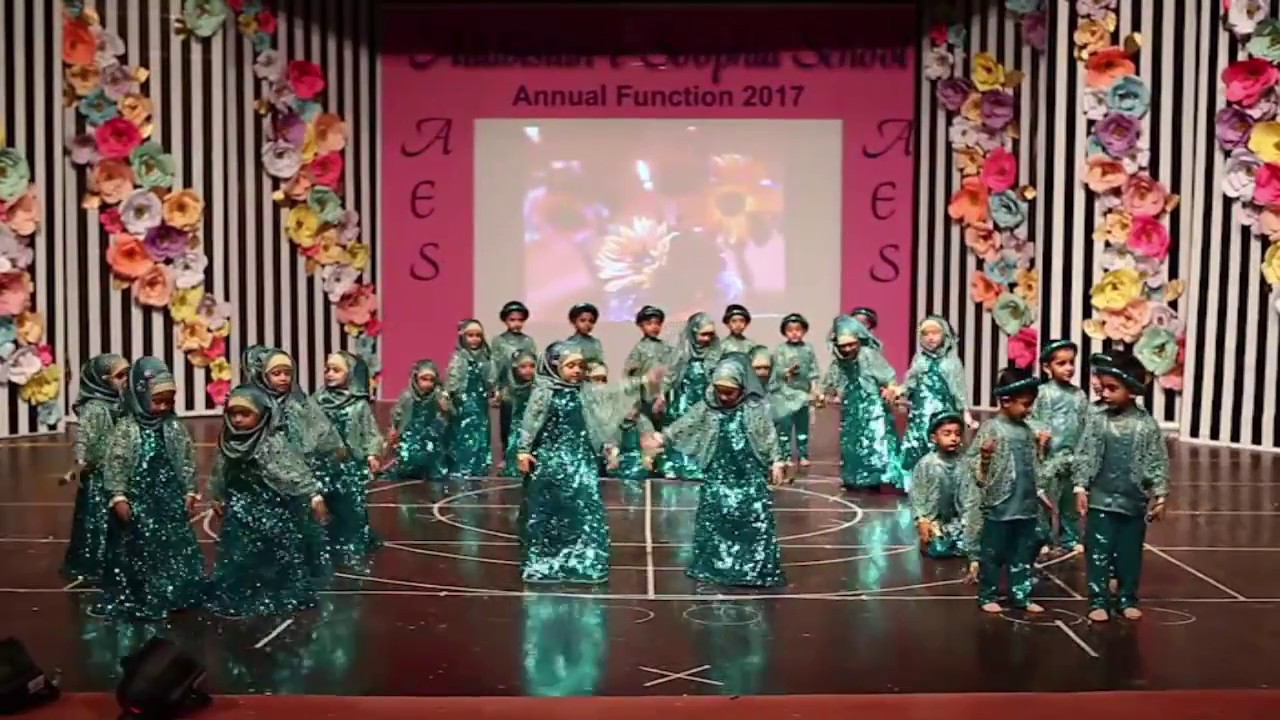 beautiful play by girls - YouTube