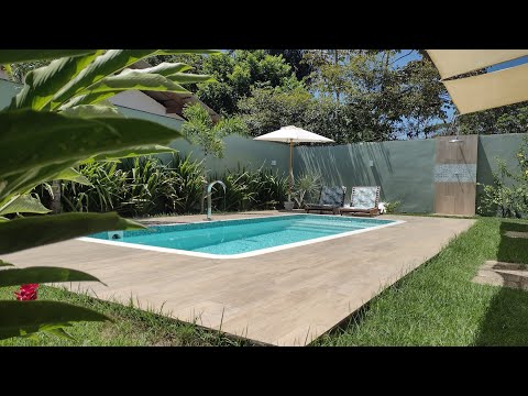 Piscina tradicional Splash borda pastilhada - YouTube