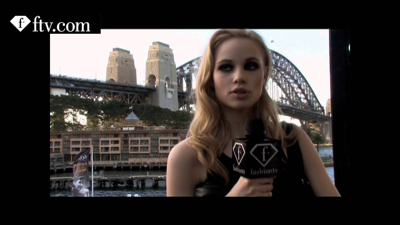 Mak Weinman Model Interview - YouTube