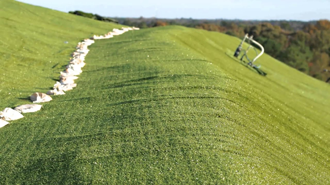 Video Profile: Landfills that Utilize ClosureTurf™ - YouTube