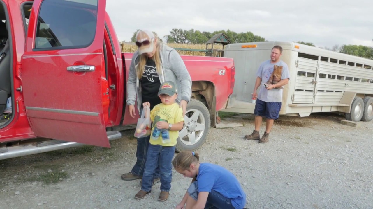 Meet FarmHer Cristen Clark from Runnells, IA - "Food and Swine" - YouTube