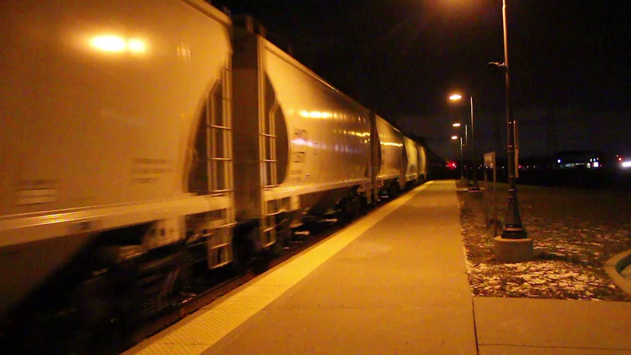 NS 7670 Leads S751 North At Prospect Heights - YouTube