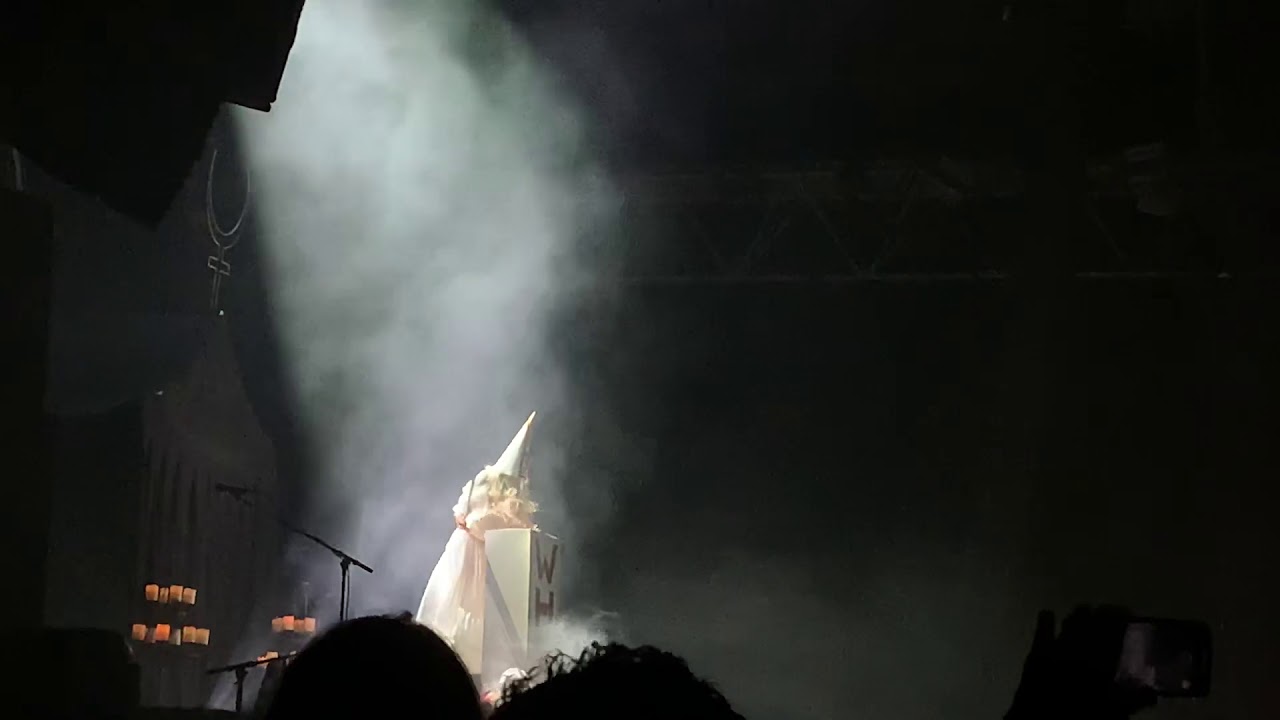 In This Moment- Maria Brink Speech before ‘Whore’ live, London 2019 ...