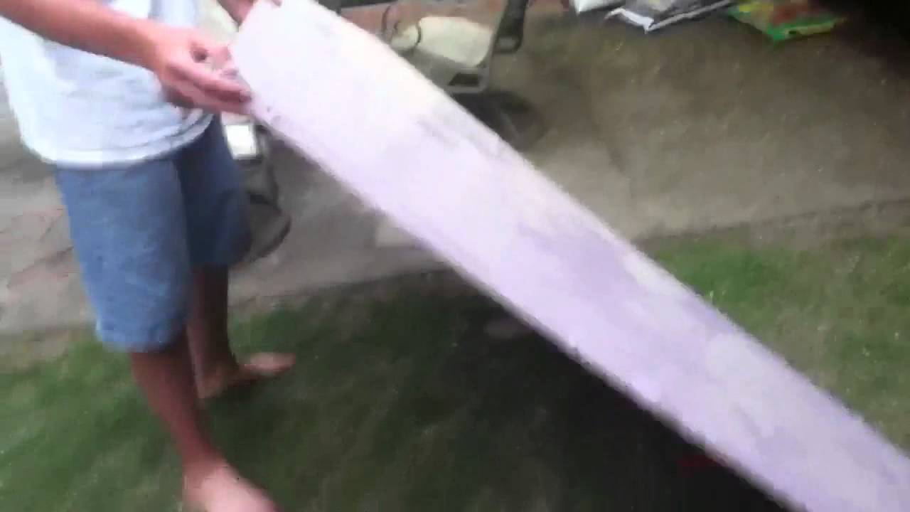 Giant flying wing build - YouTube