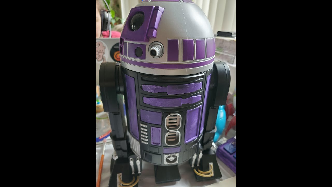 Star Wars Galaxy's Edge DROID DEPOT R2-DC unit - YouTube