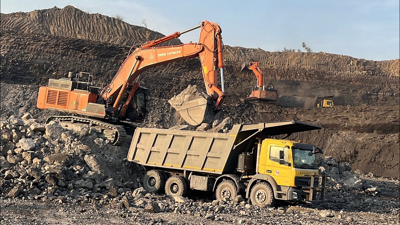 Unbelievable 🥵 powerful and Fast loading machine ZX670H & FMX500 #jcb # ...