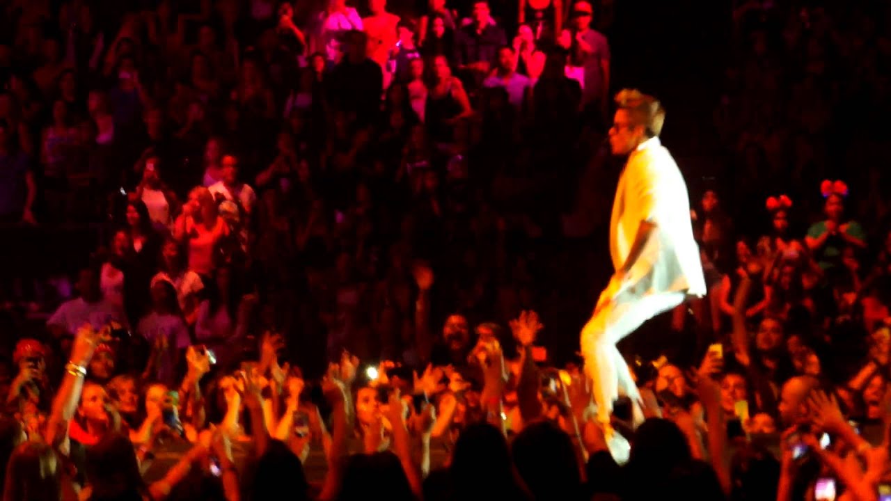 Take You- Justin Bieber in San Diego HD - YouTube