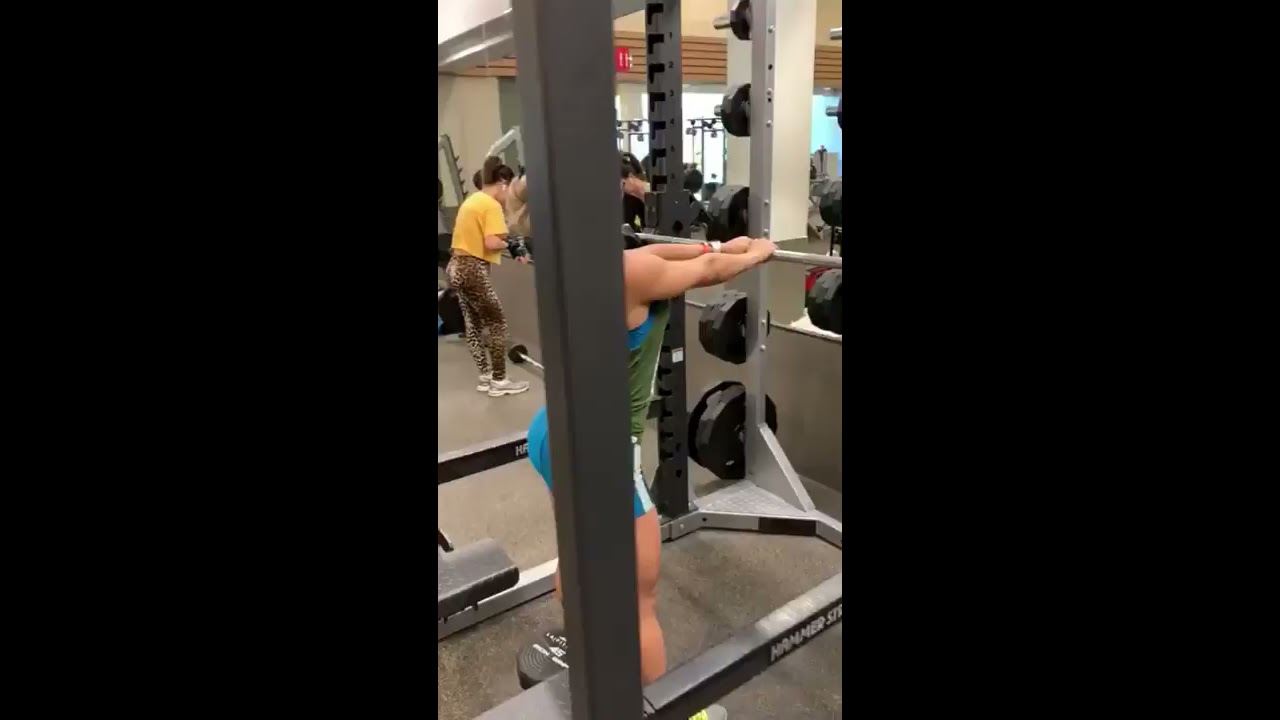 ALINE BARRETO - CRAZIEST FITNESS GIRL | MUSCLE MADNESS - BIG & SEXY ...