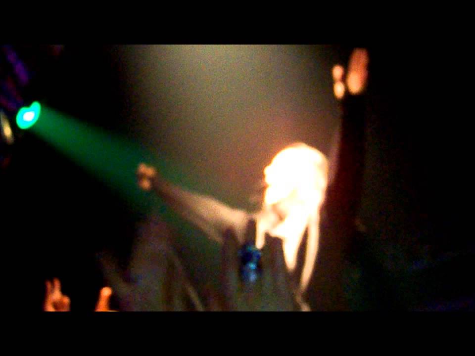 EVERYBODY PANIC SHOW CLIP - YouTube