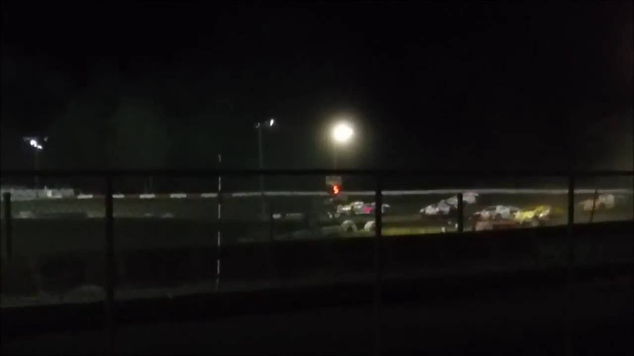 I-88 Speedway - August 26, 2016 - IMCA modifeds race 2 - YouTube