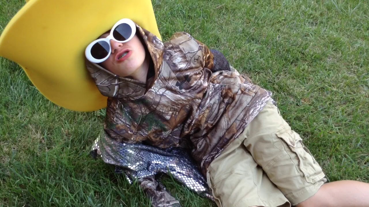 VEGAN HUNTER - YouTube