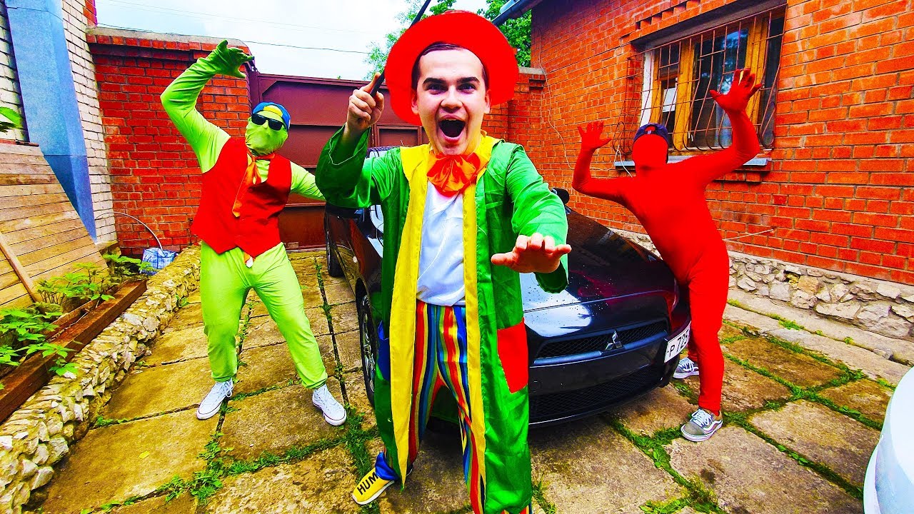 Mr. Joe on Multicolored Car VS Magician Mr. Joe Change Color Funny ...