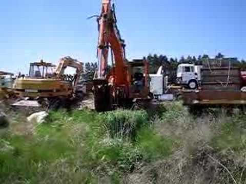 Hitachi UH083 LC Crawler Track Excavator - YouTube