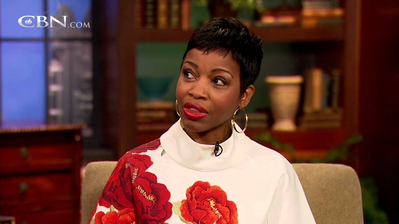 Author Marci Mason’s Life “Beyond the Pain” of Divorce - YouTube