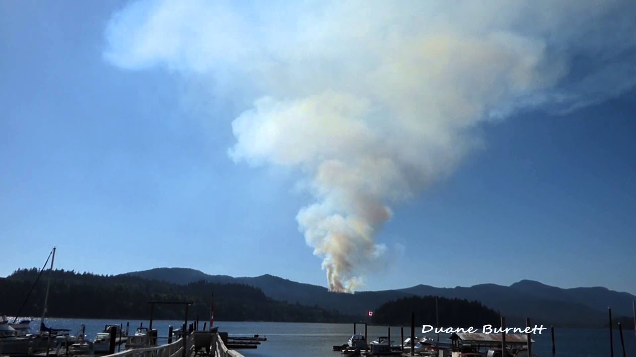 Forest Fire Sechelt Sunshine Coast BC - YouTube