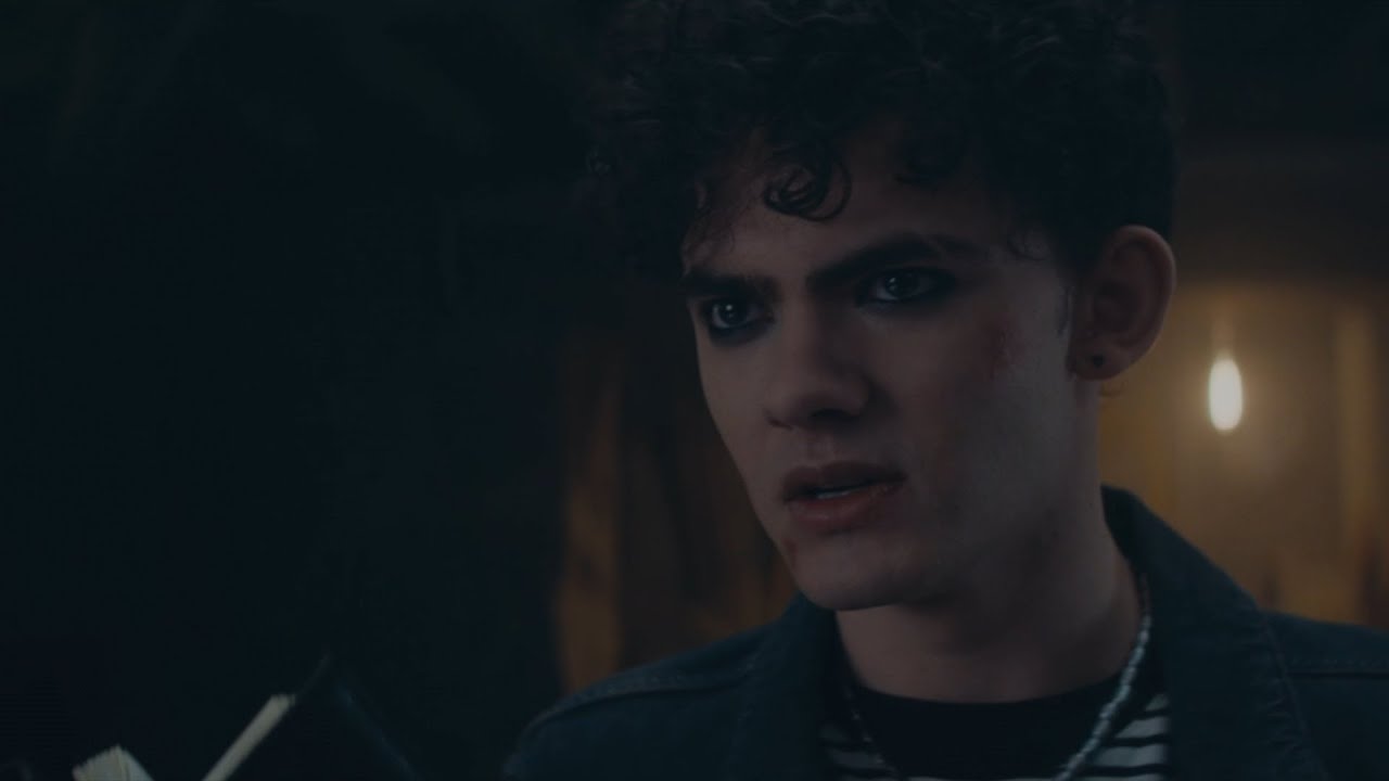 Billy Attempts to Banish Agatha Ghost Form All Along Episode 9 Finale ...