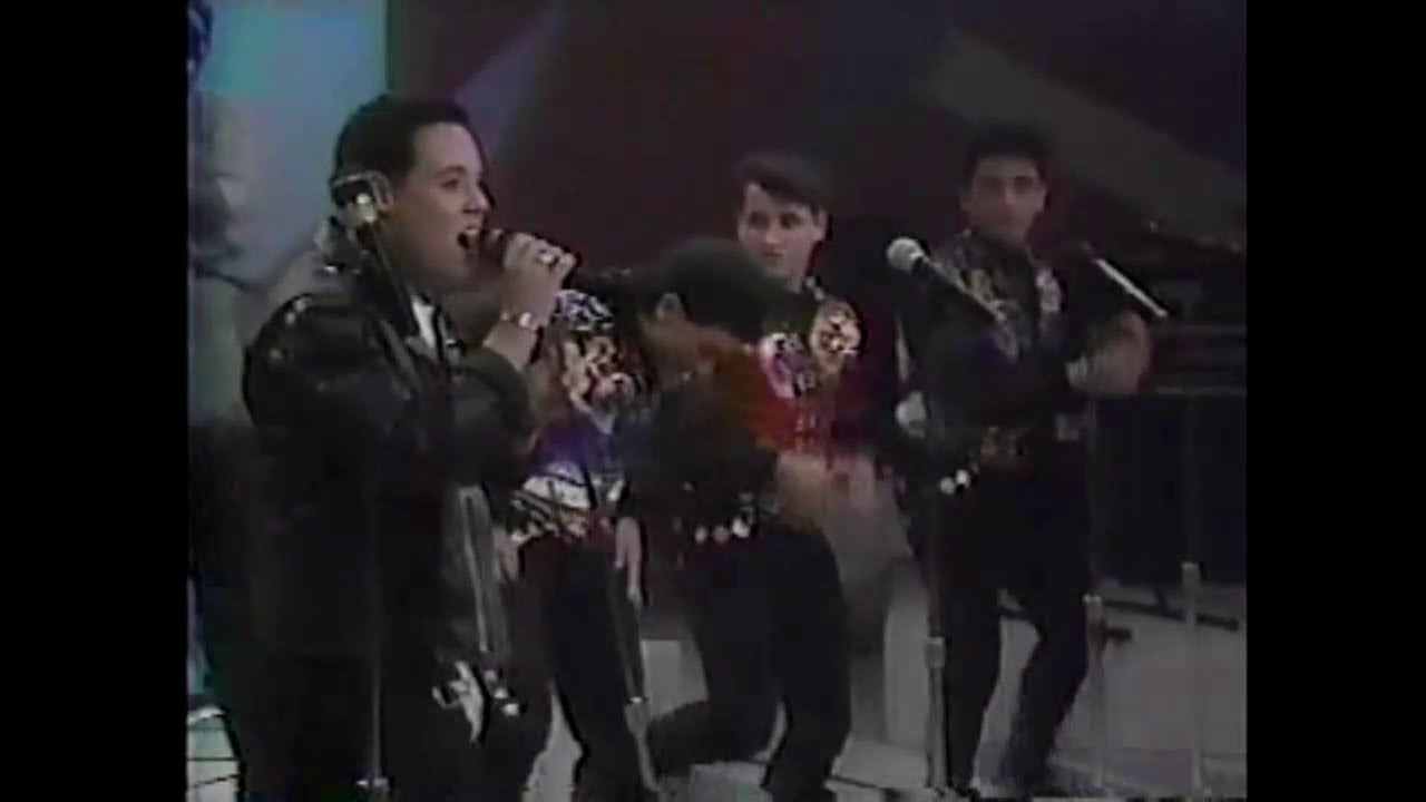 Límite 21 En Vivo Amor Eterno - YouTube