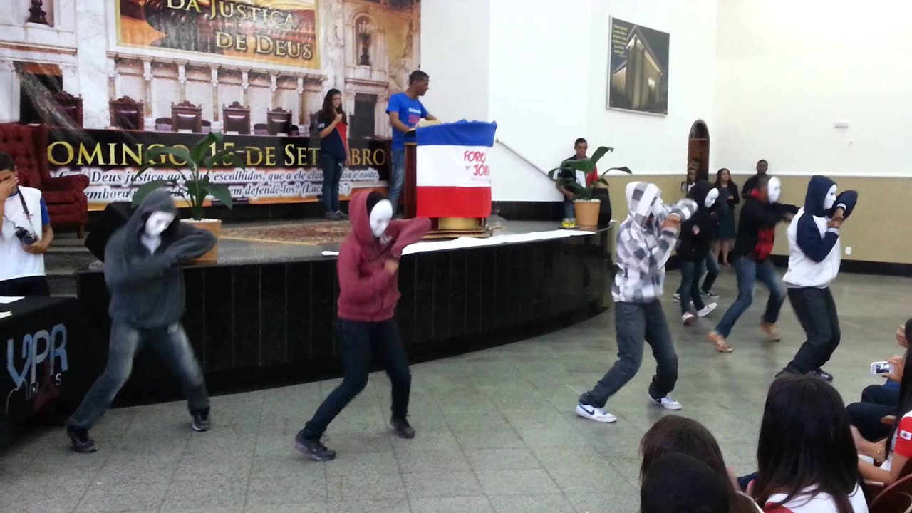 Street Dance FJU_FJ CREW_Revolution kirk Franklin - YouTube